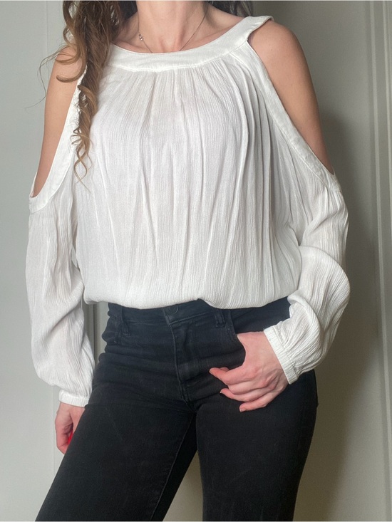 Tops | Soft Flowy Long Poet Sleeve Cold Shoulder Halter Neck Loose ...